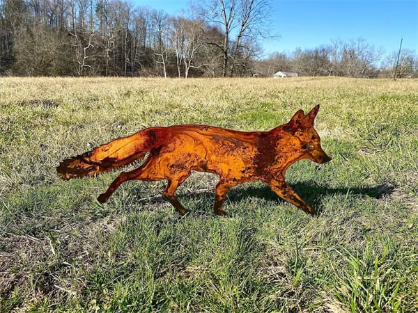 Sneaky Rustic Metal Fox Garden Decoration with Stakes – lionclay