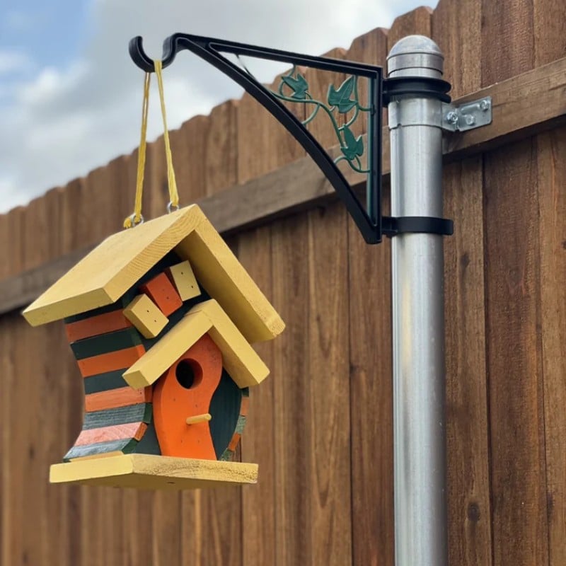 🔥Hangs Fence Post Hanger – lionclay